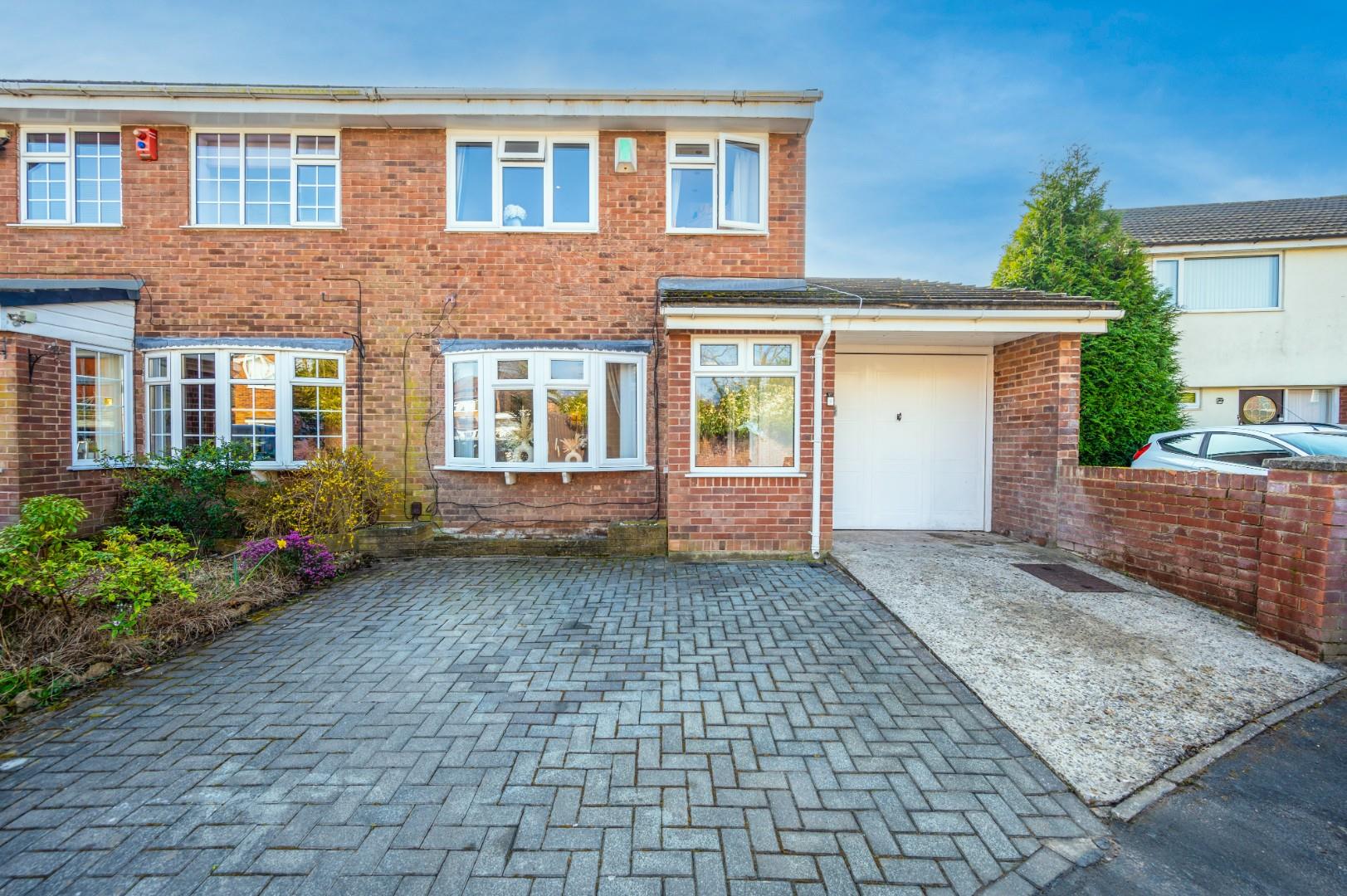 Roby Close, Rainhill, Prescot - Stapleton Derby